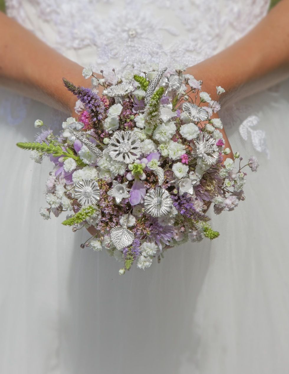 Svatební kytice a svatební šperky